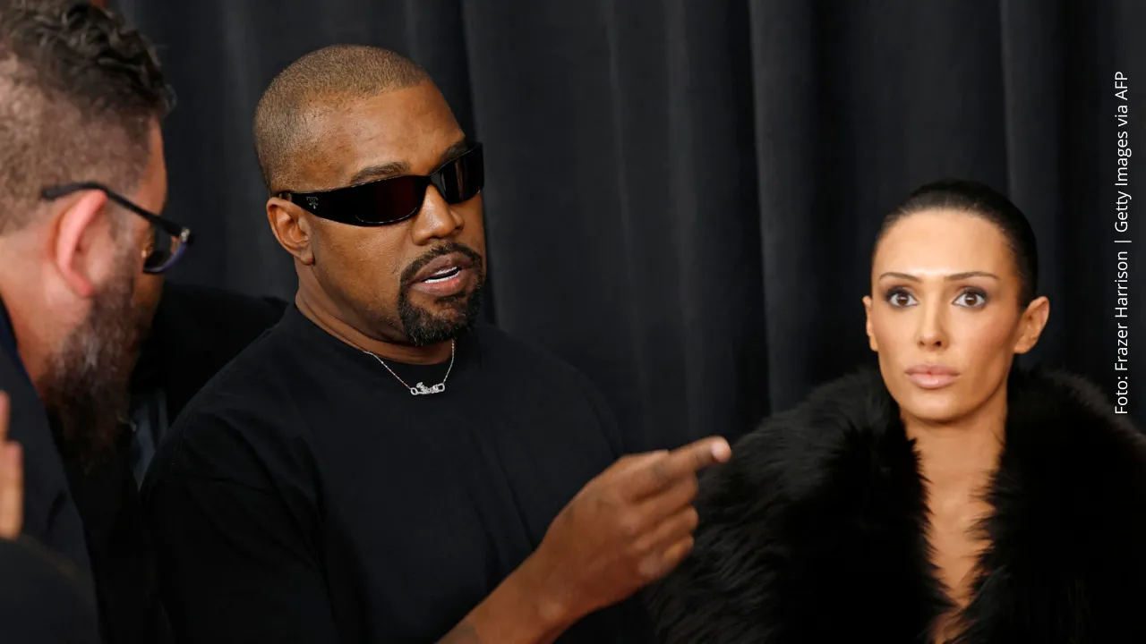 Bianca Censori enciende redes con fotos de poca ropa