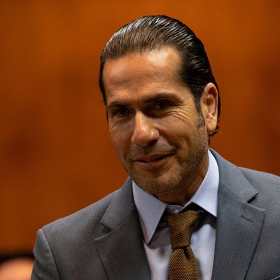 Hijo mayor de Gregorio Pernía publica fotos con su novia y la ...