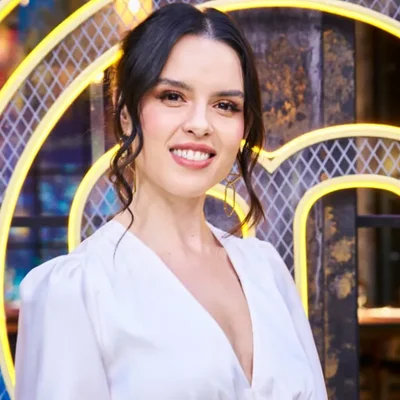 Fans de MasterChef sorprenden a Adria en su restaurante