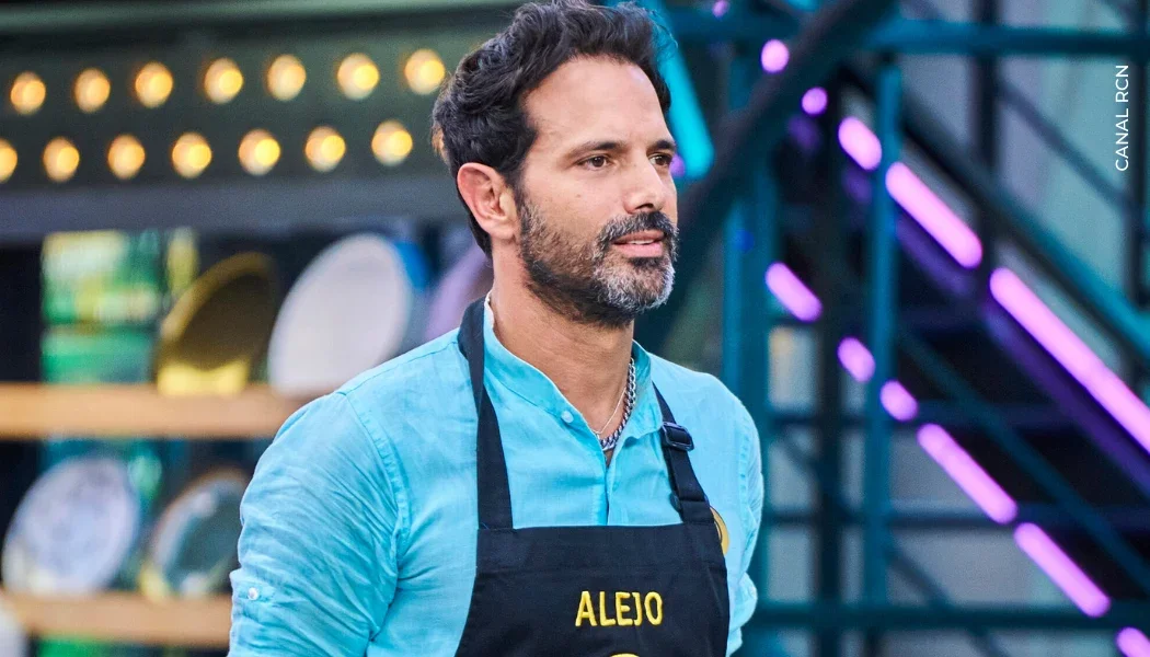 MasterChef: Alejandro Estrada en su oficina tras salir