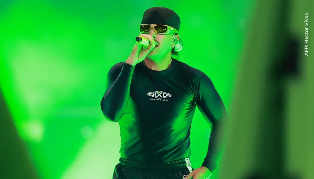 Feid sorprende a fans con nuevo juguete para Navidad