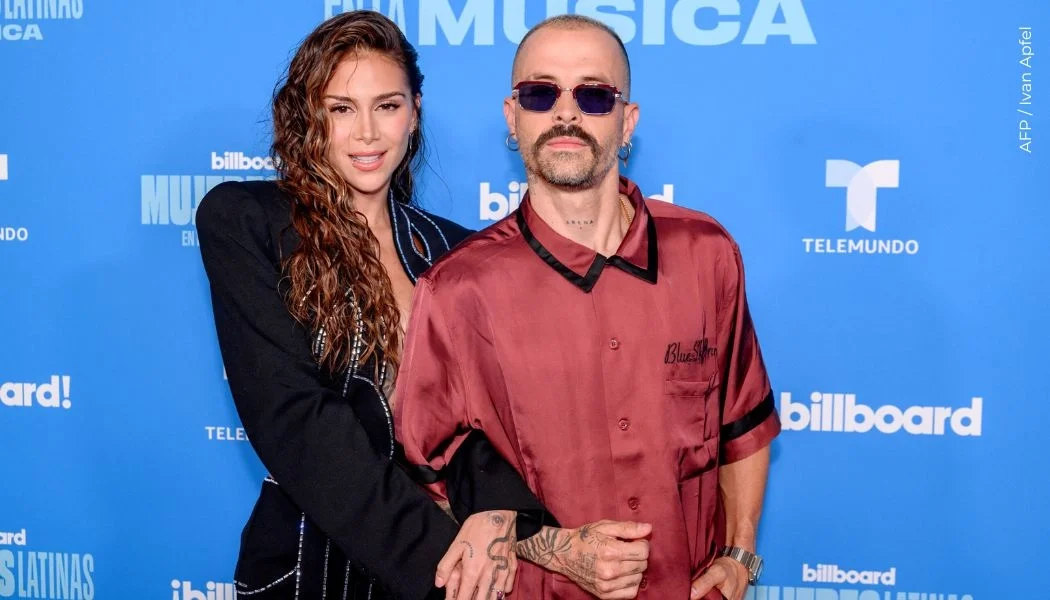 Mike Bahía estalló contra fans de Greeicy: “Cansones”